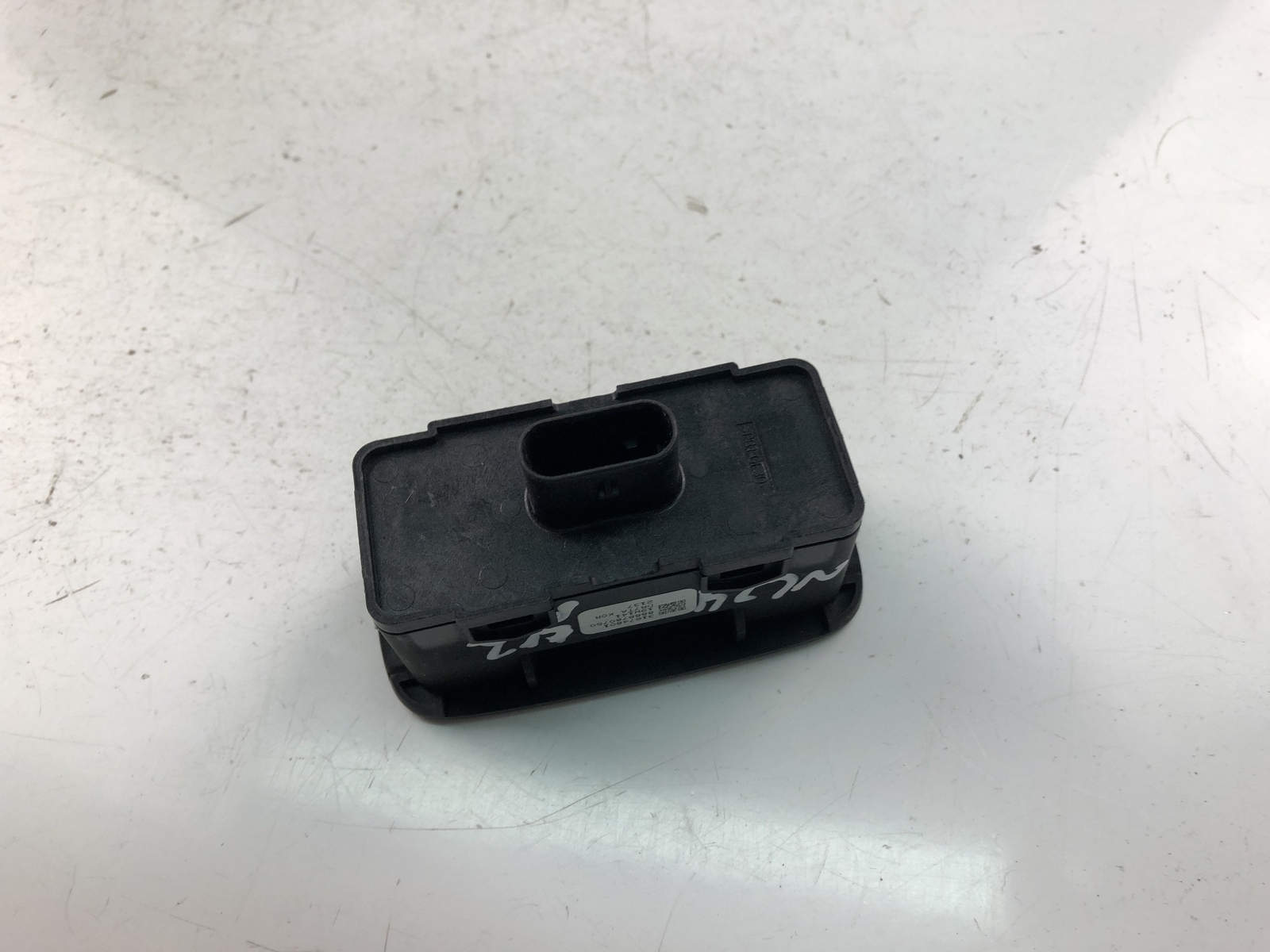 NL2442 VOLVO Switches 31674801 | eBay UK