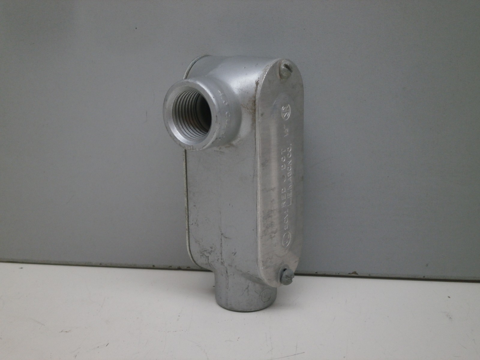 Red Dot Type LRL ½" Aluminum Unilet Condulet Conduit Outlet Body 1/2" w ...