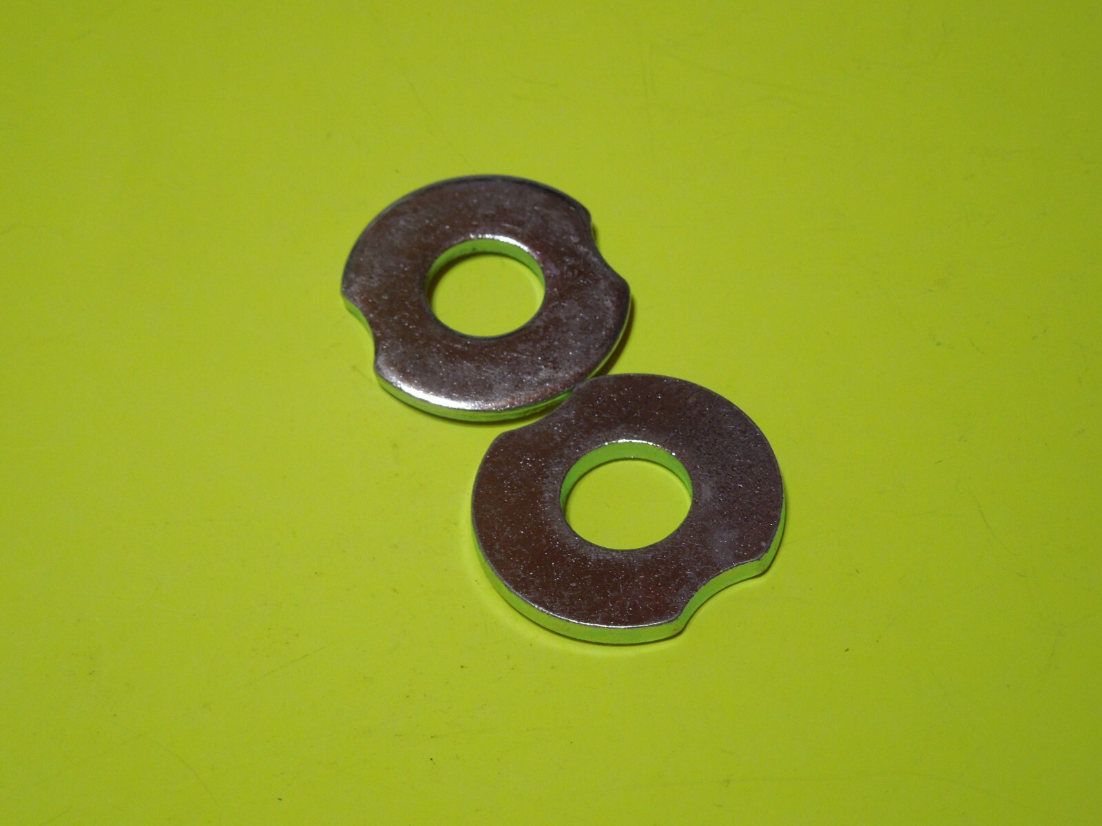 2 NOS OEM Harley Davidson 1/2" x 1 1/4" x 1/8" Notched Washers P/N 6753 ...