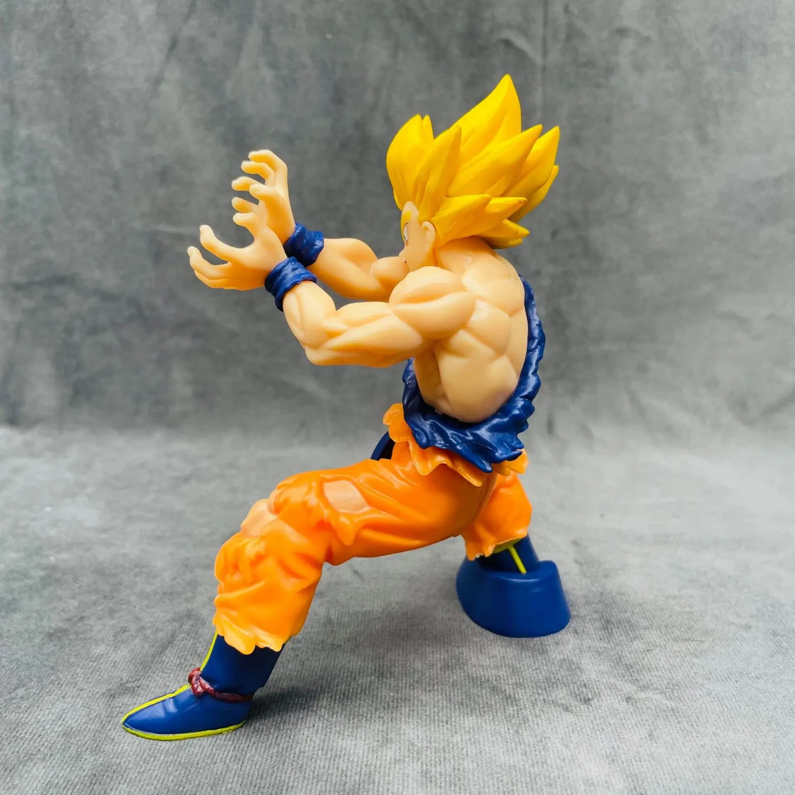Dragon Ball Z Son Goku Anime Figure Battle Damage Shockwave Manga ...