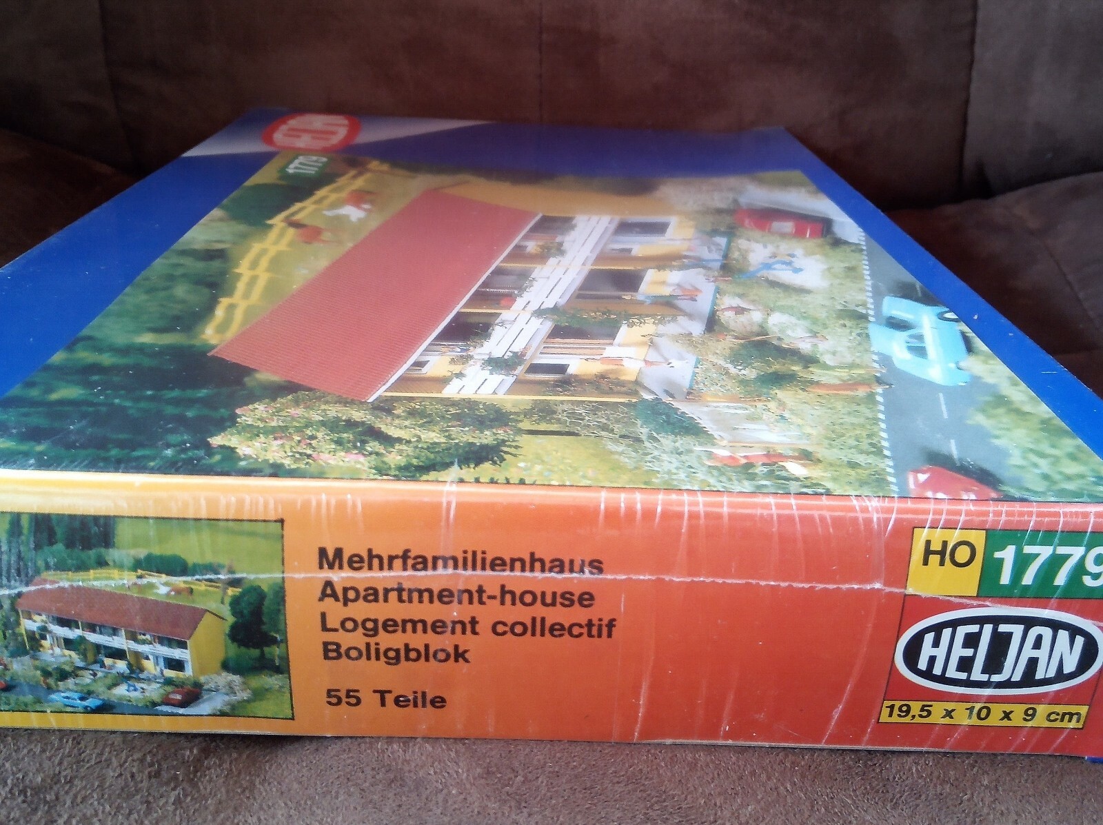 #1779 Heljan APARTMENT HOUSE HO Scale KIT NEW NIB SEALED train set ...