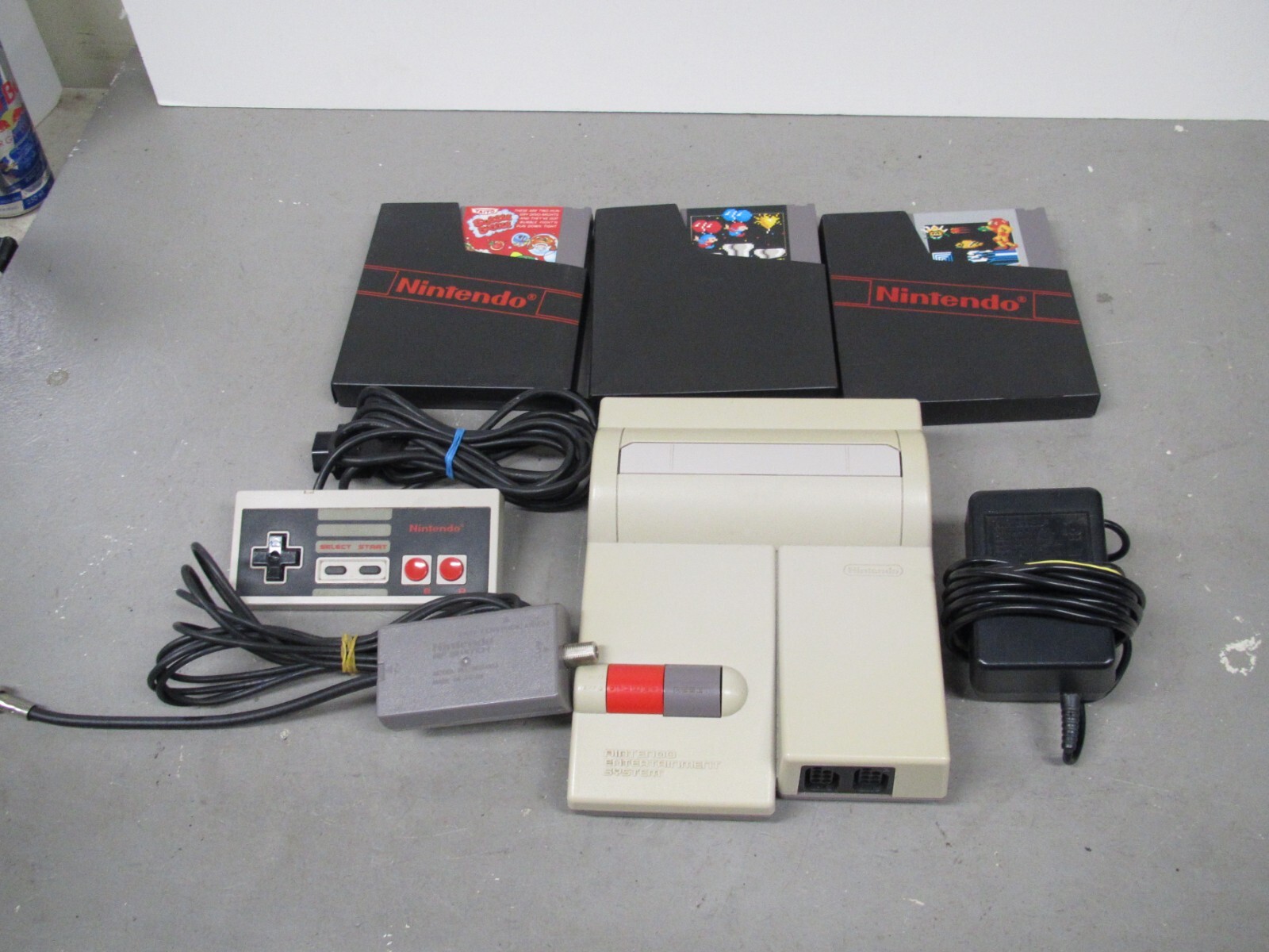 Nintendo NES-101 Top Loader Console + Cables + Controller+ Games. USED ...