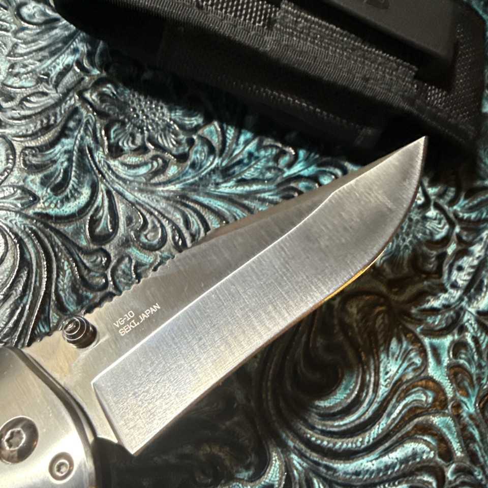 SOG TOMCAT 3.0 VG-10 1 BLADE ARC LOCK SOFT GRIP HANDLES KNIFE | eBay