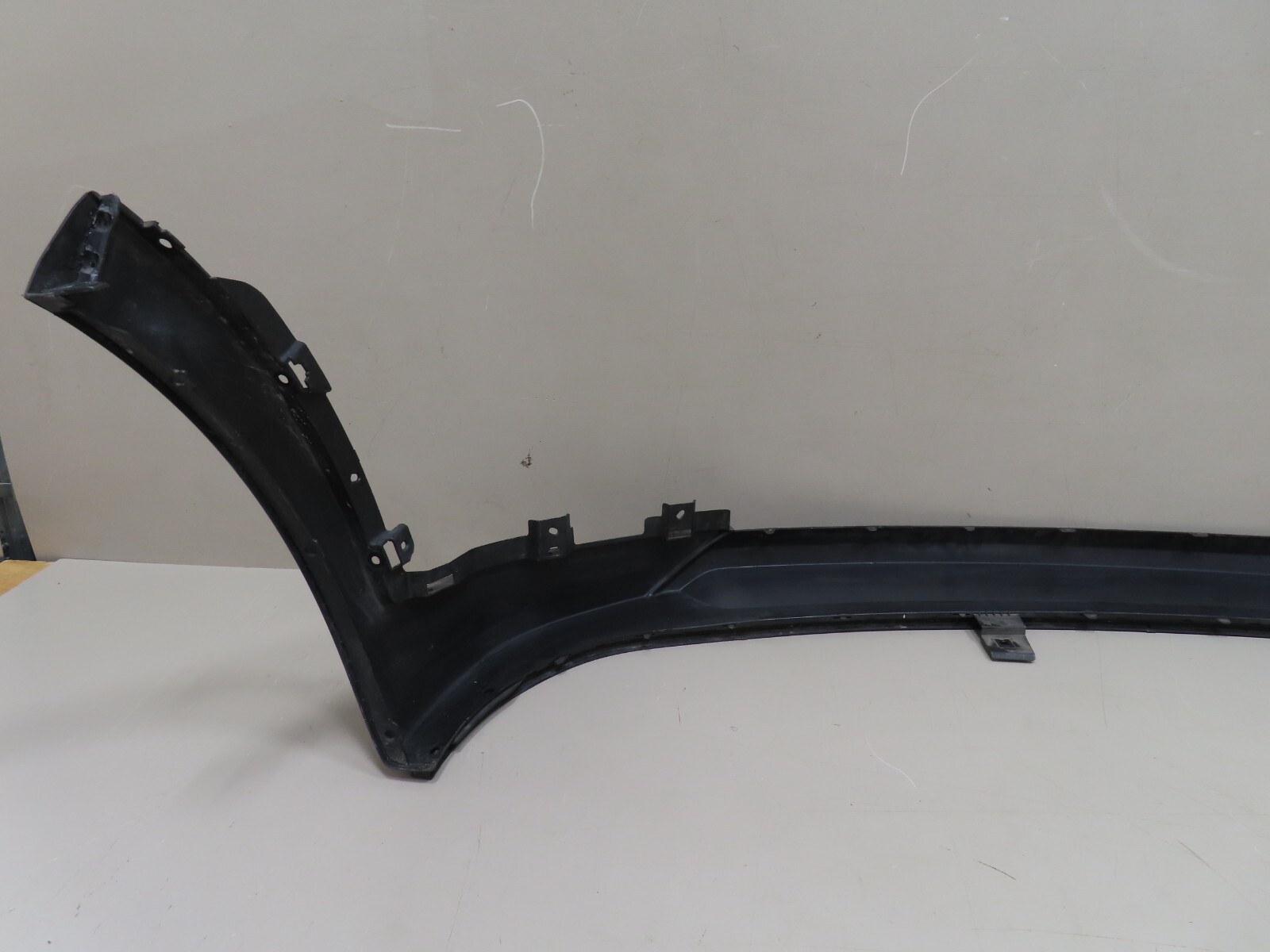 2016-2018 HYUNDAI TUCSON SUV FRONT LOWER BUMPER COVER PANEL OEM 86512 ...