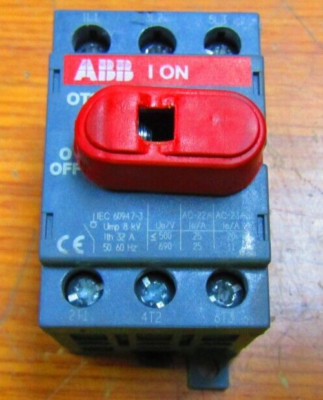 30 Amps & Under - Rotary Disconnect Switch