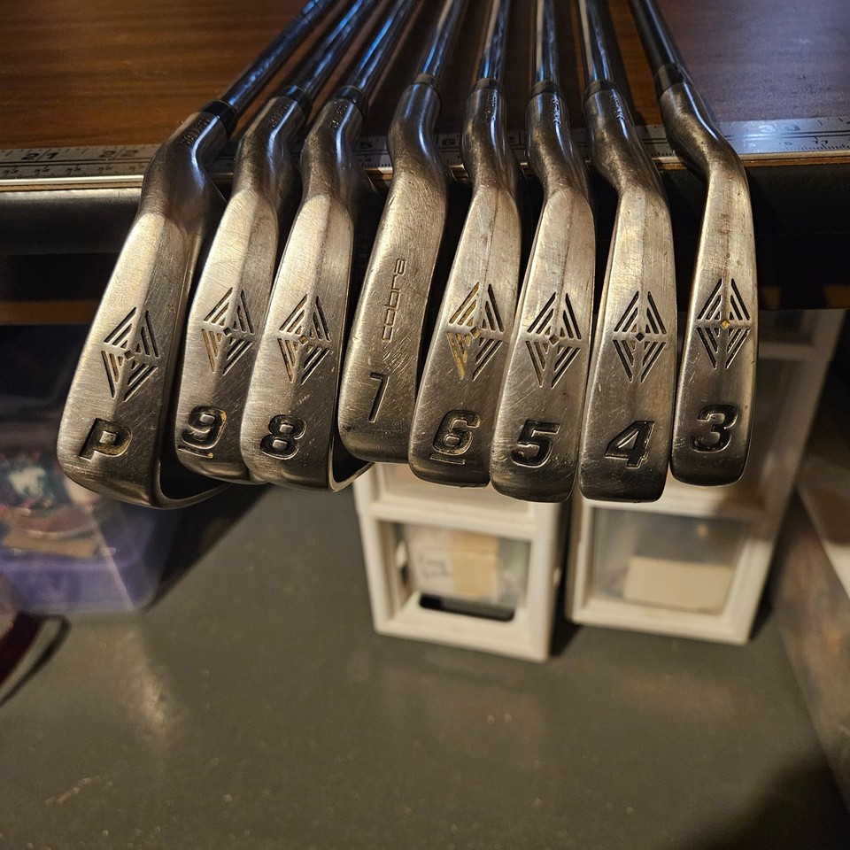 Top Flite Tour Oversize Iron Set 3-9,P RH Golf Clubs great for beginers ...