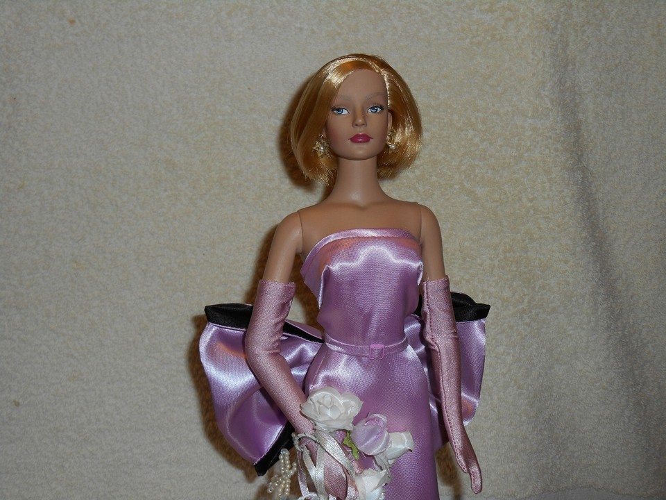 Tonner Tyler 16" High Style Sydney Fashion Doll Franklin Mint Marilyn ...