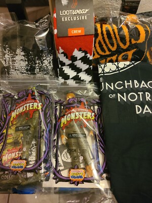 NECA Universal Monsters Wolfman and Creature Loot Crate Exclusive Crypt ...