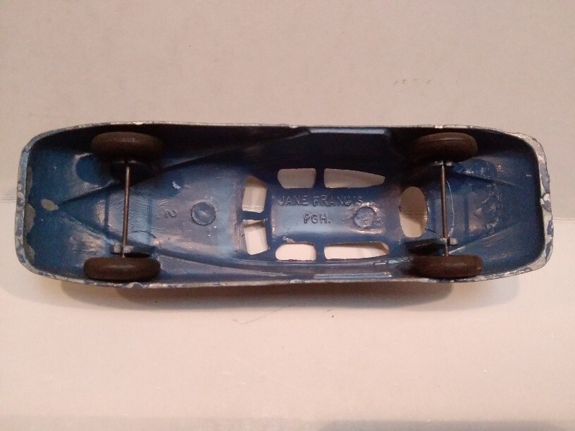 JANE FRANCIS PGH TOY CAR aprox 165 mm long made in USA 1940s chipped ...