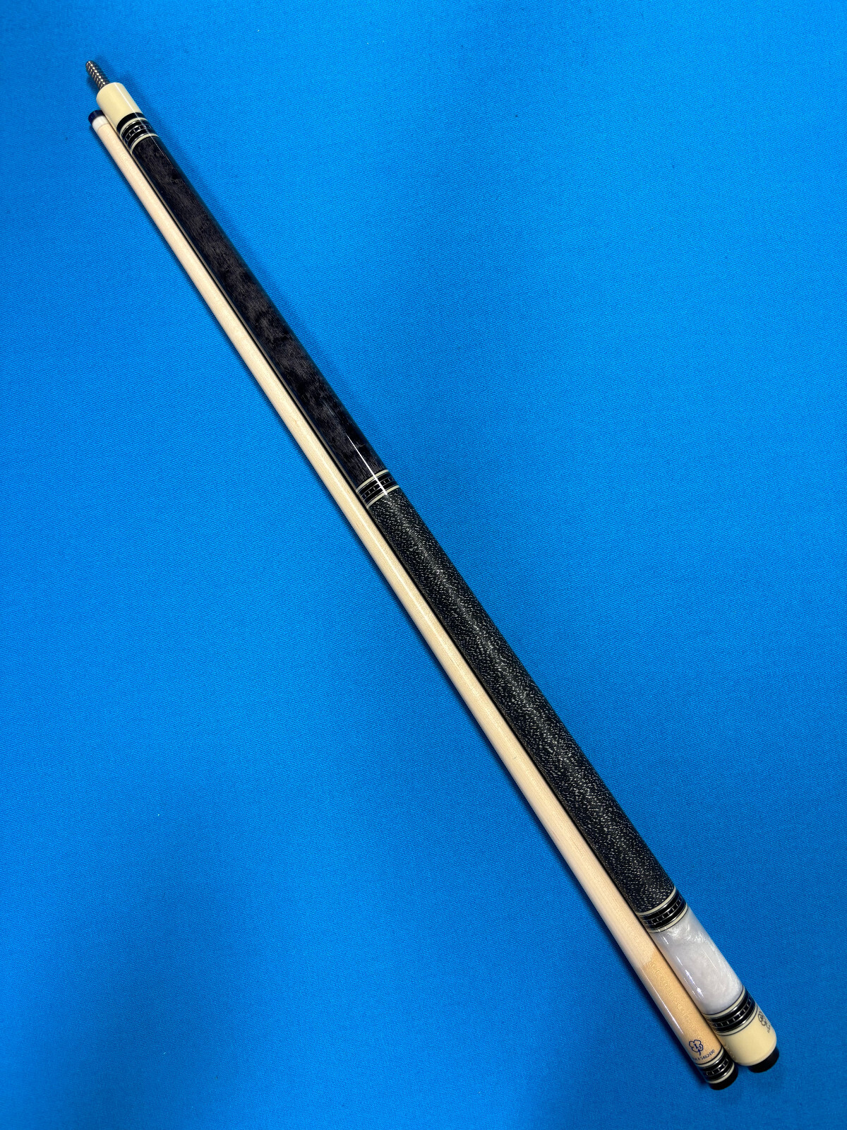 New SL2 Titanium Grey McDermott Pool Cue - Made In The USA - With Free ...