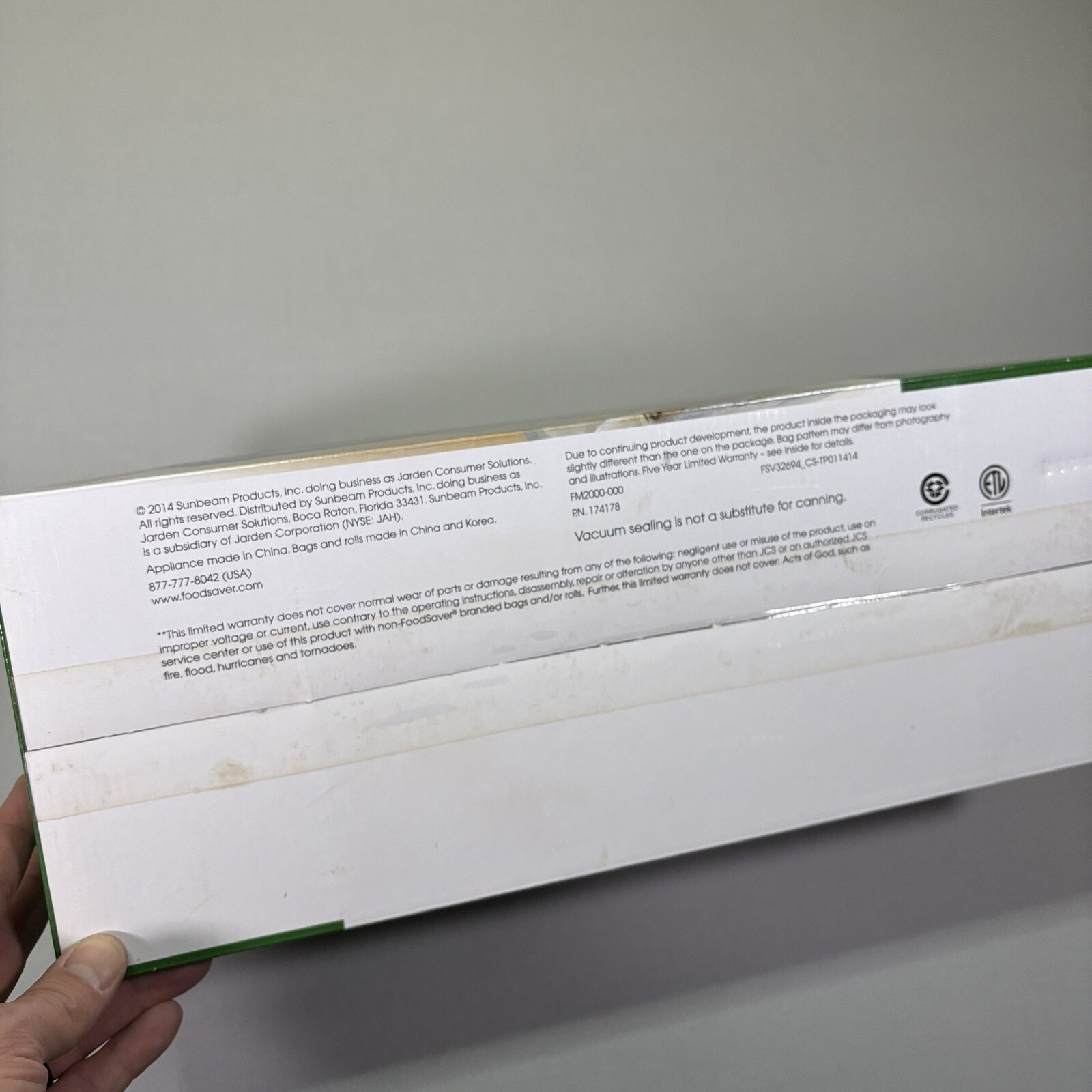 NEW FoodSaver FM2000 Vacuum Sealer Machine with Bags - Black - SEALED ...