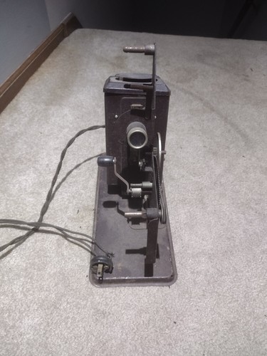 VINTAGE KEYSTONE E-65 16MM MANUAL HAND CRANK SLOW BURNING FILM MOVIE ...