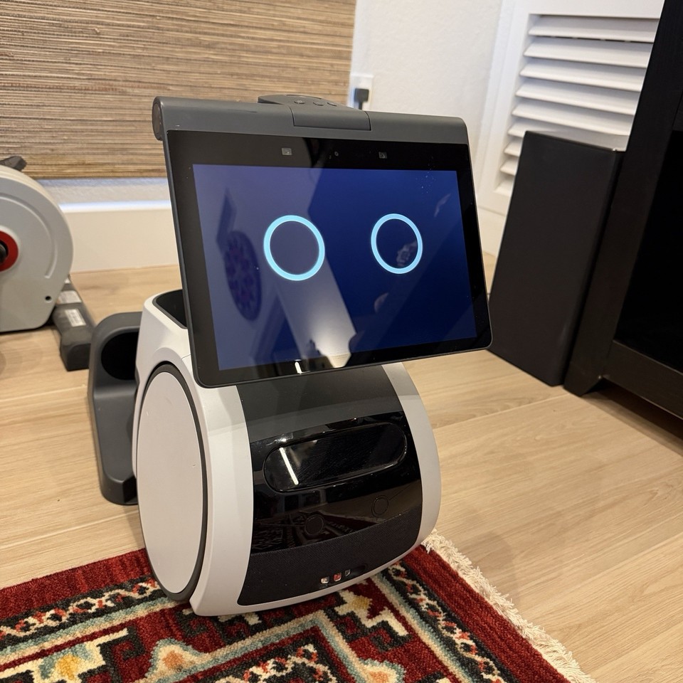 Amazon Astro Home Monitoring Robot w/ Dock & Charger (Used) | eBay