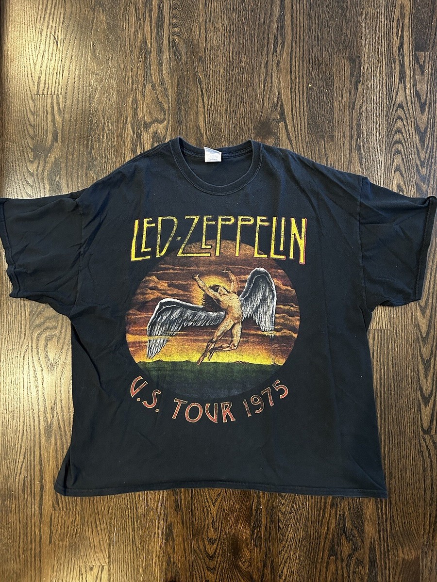 Vintage Led Zeppelin Band T Shirt Men's Size 2xl On The Vintage Led Zeppelin Band T Shirt Men's Size 2xl On The