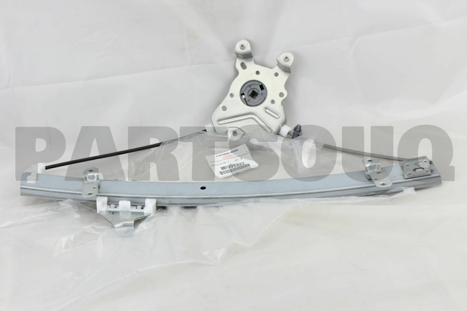 MR991322 Genuine Mitsubishi REGULATOR,FR DOOR WDO,RH | eBay