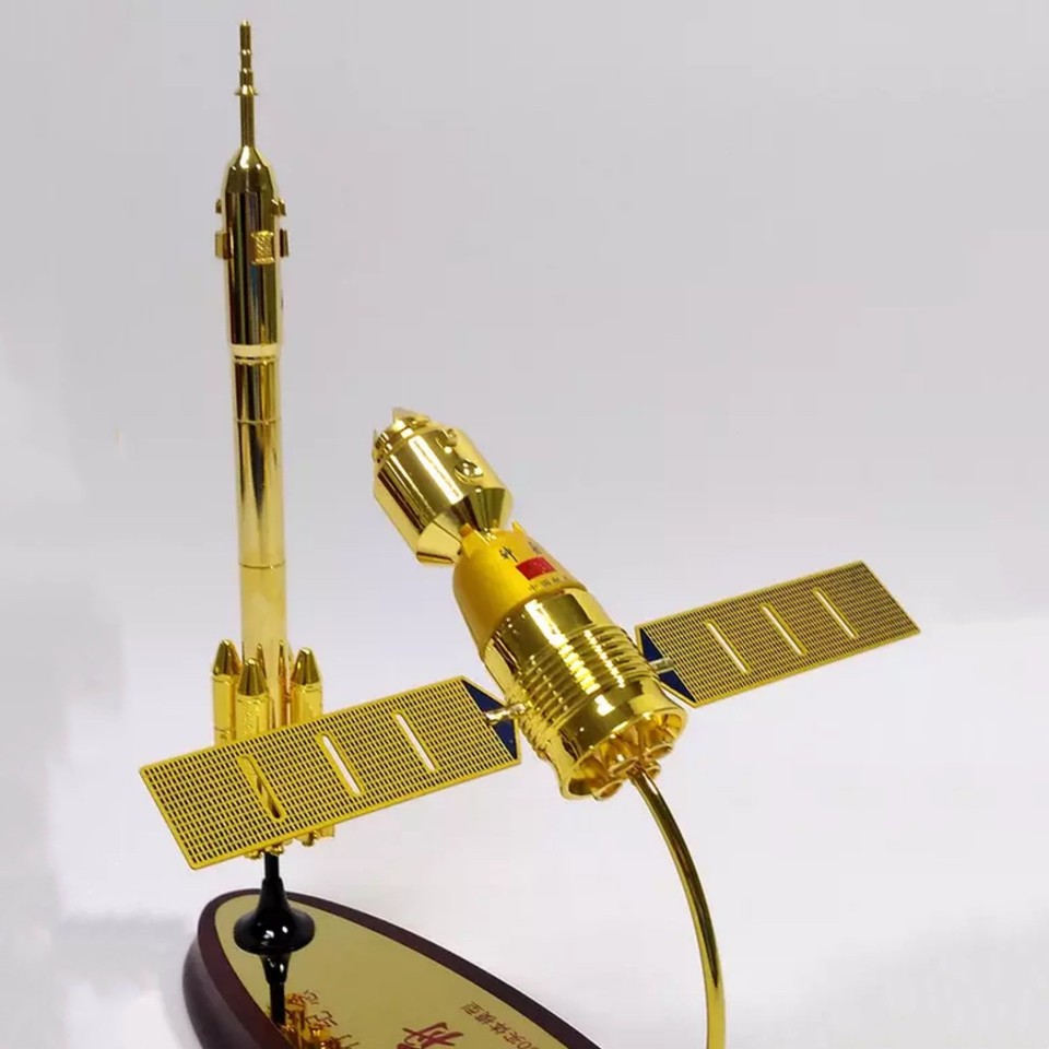 1/80 CN Shenzhou 11&Long March 2 Satellite Rocket Model Gift to Space ...
