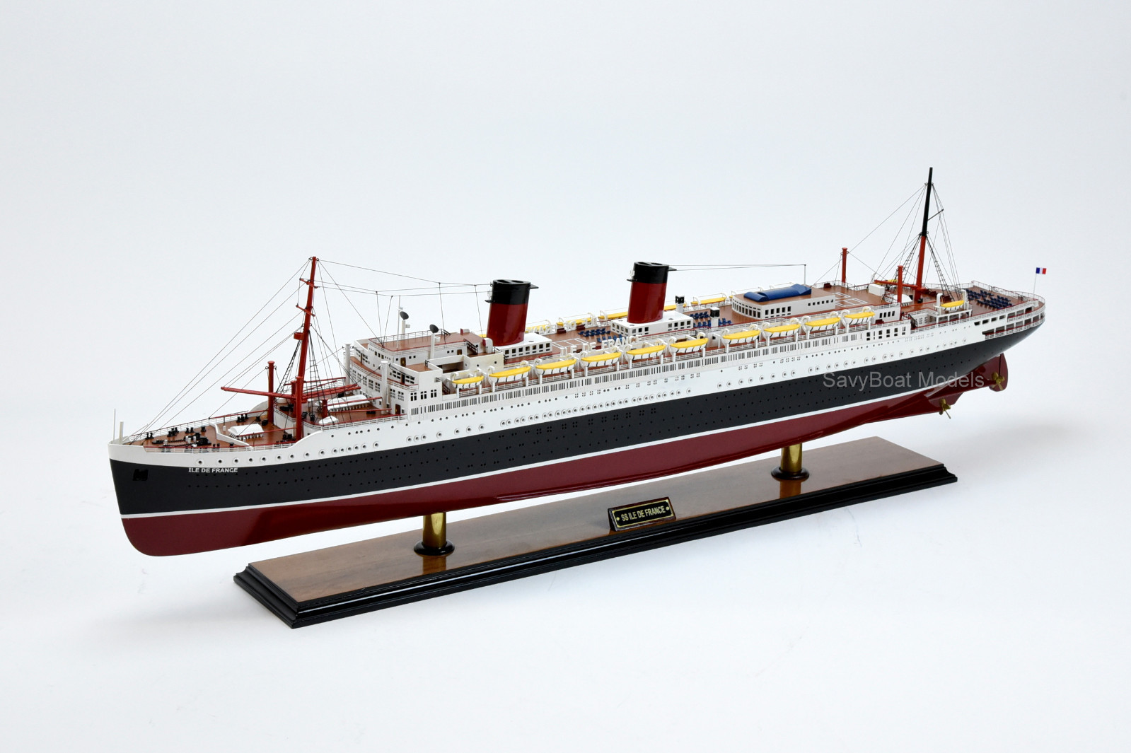 SS Ile De France French Ocean Liner Ship Model 38" with lights Museum ...