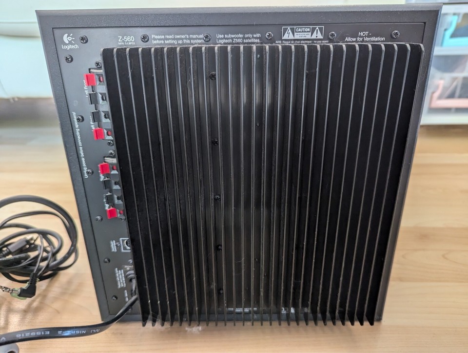 NICE! LOGITECH Z-560 THX 400 WATTS 4.1 SPEAKER SYSTEM - COMPLETE - 100% ...