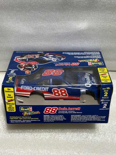 REVELL NASCAR 88 DALE JARRETT PRO FINISH 1:25 FORD RACE CAR MODEL KIT ...