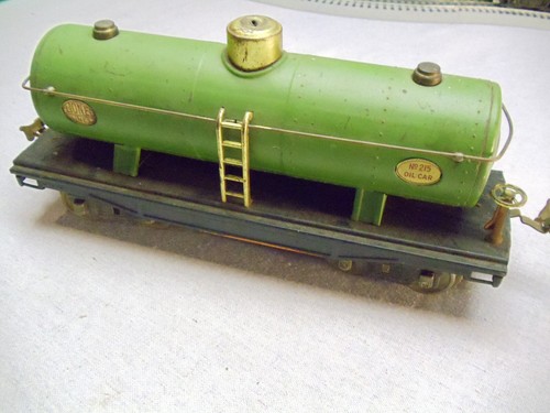 Vintage Prewar Lionel #215 Tank Car Type "A"- Pea Green Standard Gauge ...