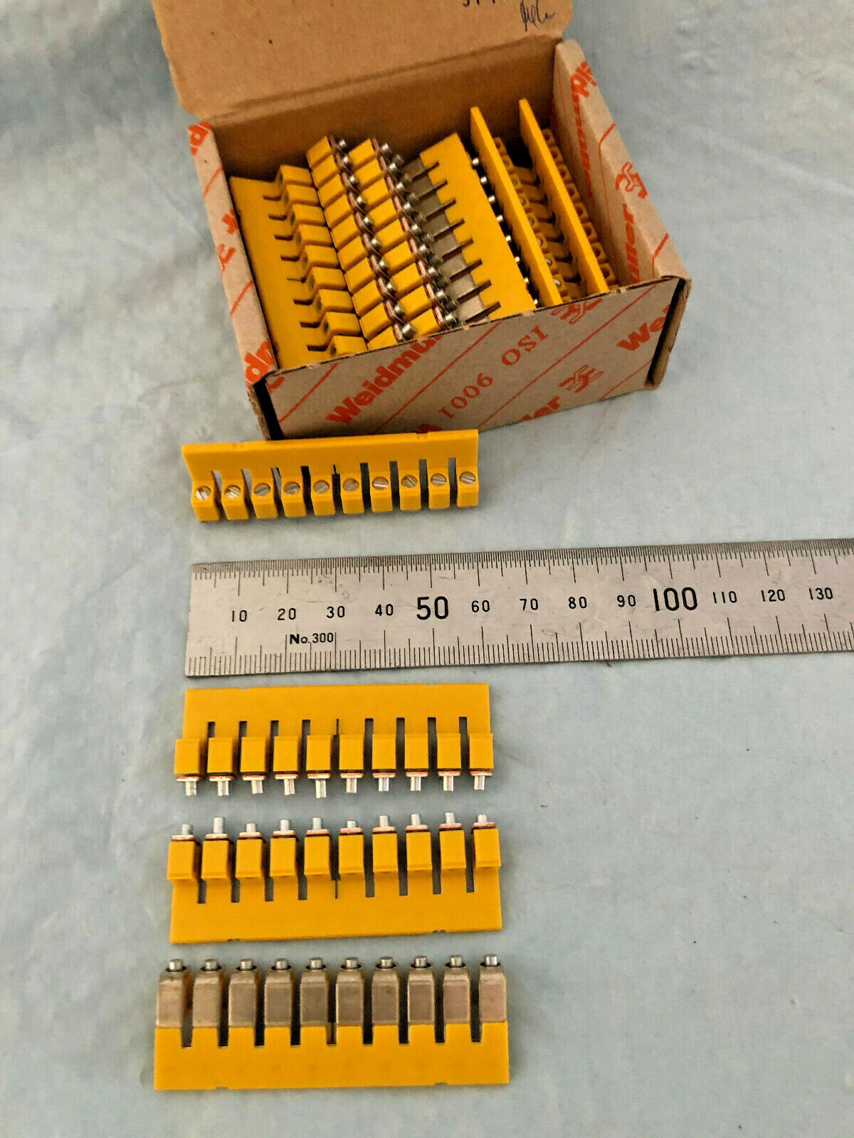 Box (20) Weidmuller 1052060000 WQV 10 Pole Jumper Bar 4mm² 41A - WQV 4/ ...