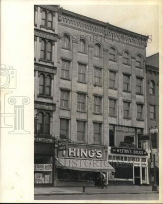Press Photo Weston Drug Store Building Entrance on North Salina Street ...