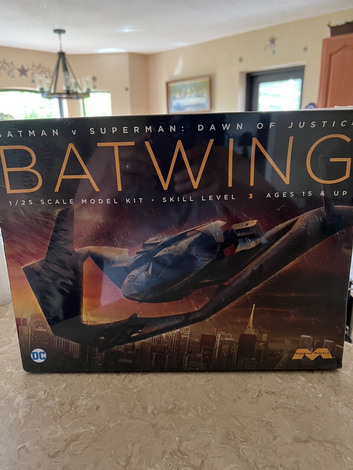 Moebius Batman 1/25 Batman Vs Superman Batwing MOE969 | eBay