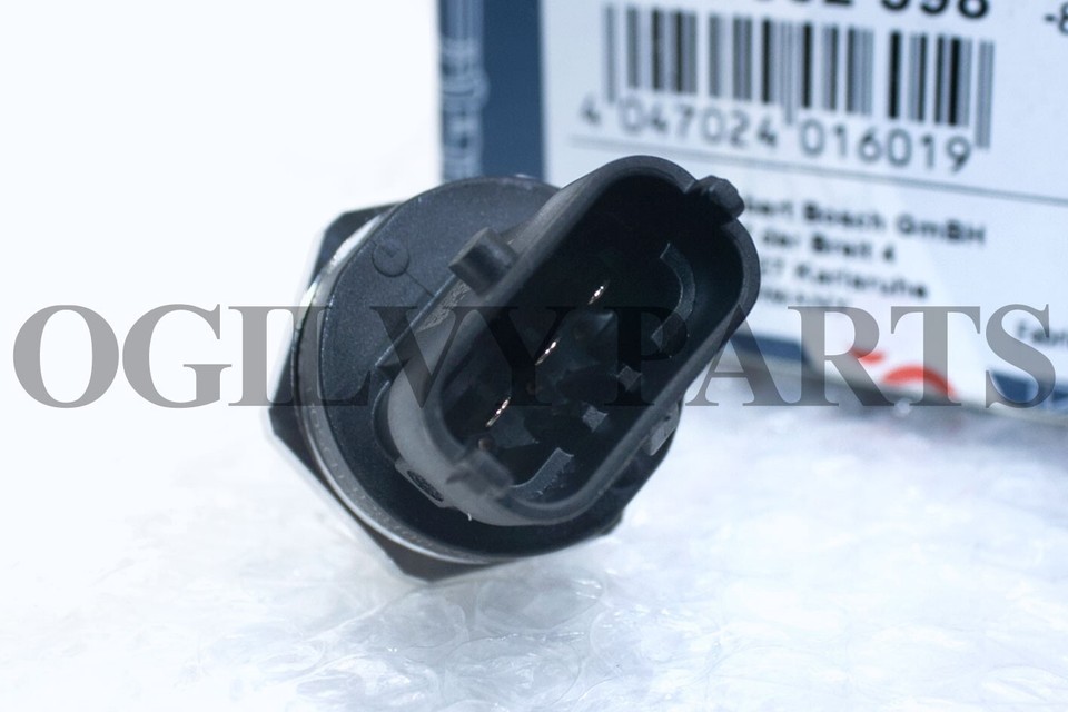 New 0281002398 High Pressure Fuel Rail Sensor for 01-04 LB7 6.6L GM ...