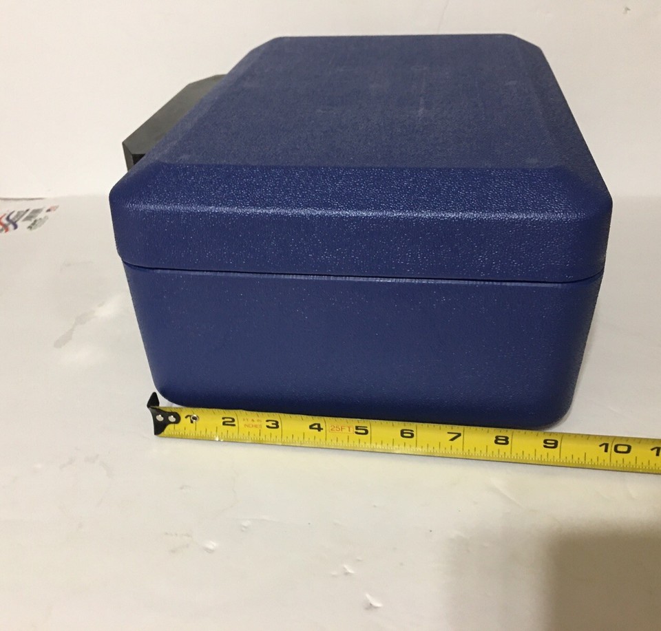 Sentry 1150 Fireproof & Waterproof Safe Chest Lock box Box 2Keys One ...