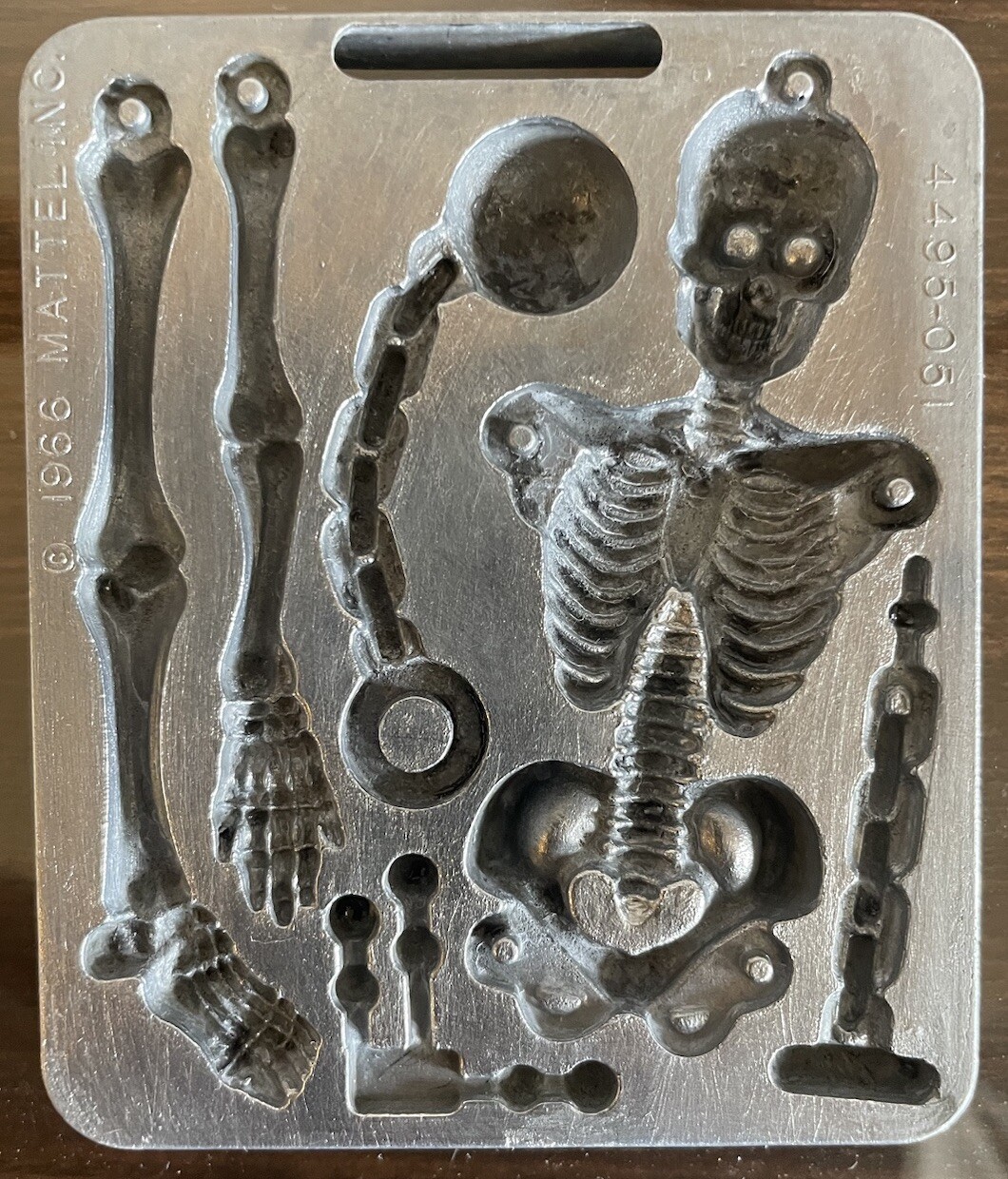 Vintage Thingmaker Creepy Crawlers SKELETON Mold 1966 Mattel 4495–051 ...