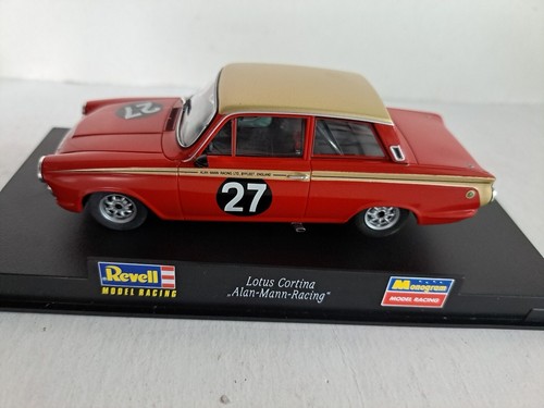 Revell Slot Car 08379 Lotus Cortina Alan-Mann-Racing Scale 1:32 ...