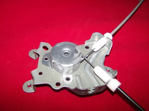 2003 - 2006 Mitsubishi Outlander Right Front Window Regulator MR573878 ...