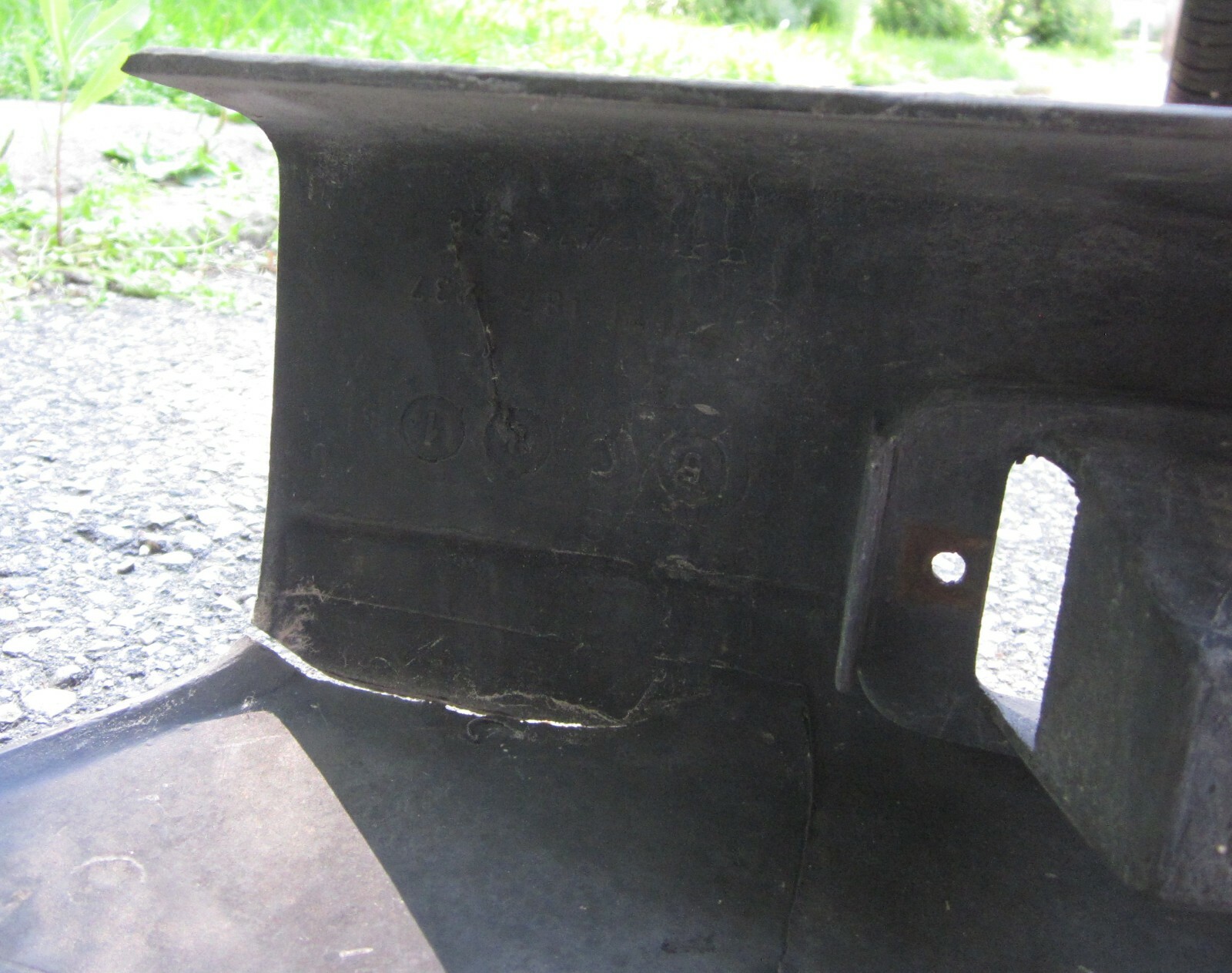 1985 BMW 535i E28 Front Bumper Impact Trim Cover Rubber Pr LH & RH 1 Cracked 85 | eBay