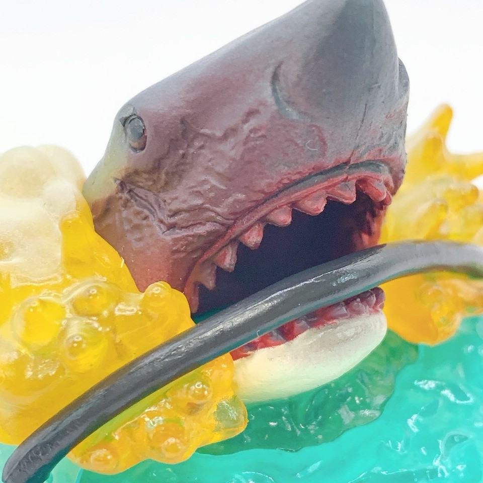 JAWS Shark Diorama "Submarine Cable Jaws Ⅱ 1978" Mini Figure Collection ...
