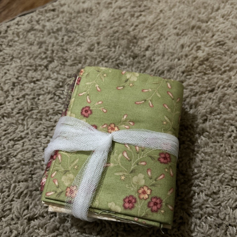 Merry Medley Boo Boo Fat Quarter Bundle “It’s A Stitch” Fab Rhubarb ...