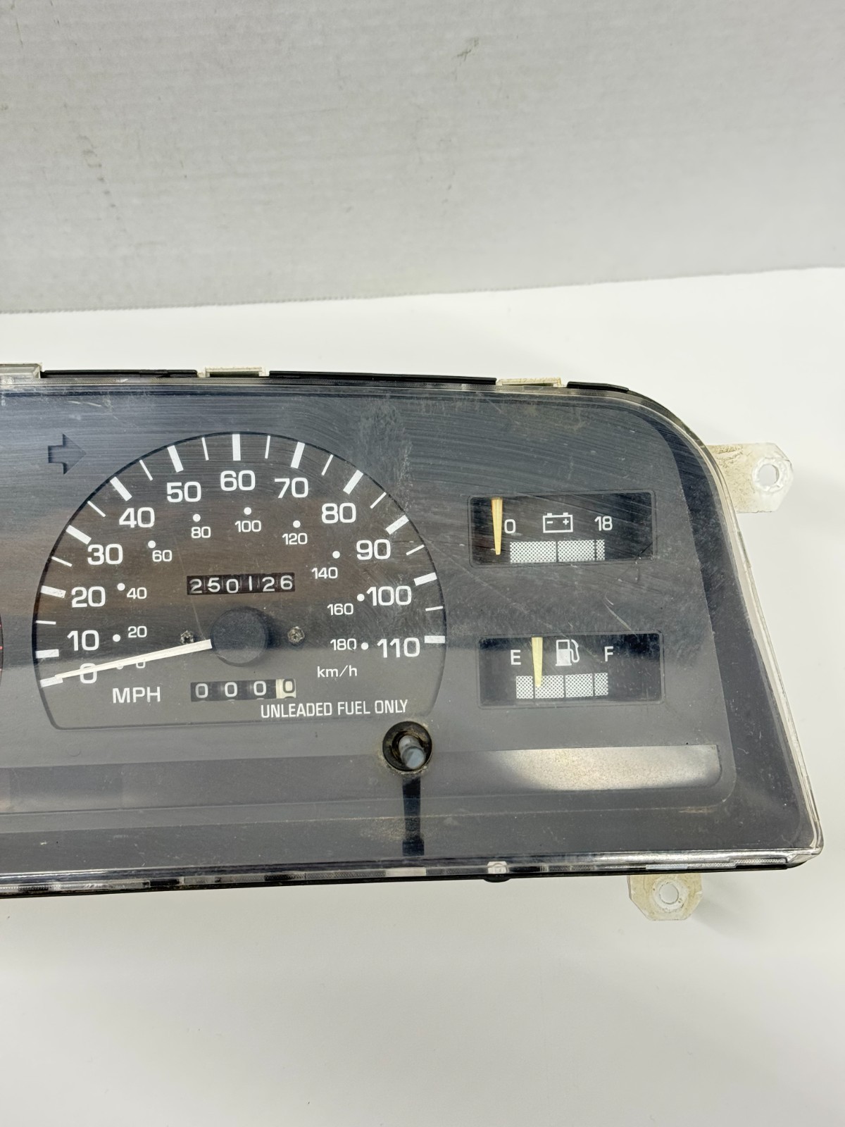 1993-1995 TOYOTA 4RUNNER 4 RUNNER INSTRUMENT CLUSTER SPEEDOMETER 83200 ...