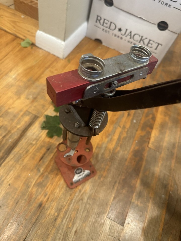 MEC 250 12 Gauge Shotgun Reloader Ammo Press Reloading press great cond ...