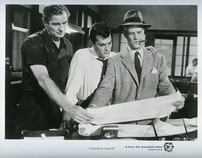 JOHNNY DARK 8x10 b/w Press Photo / Tony Curtis, Paul Kelly & Don Taylor ...