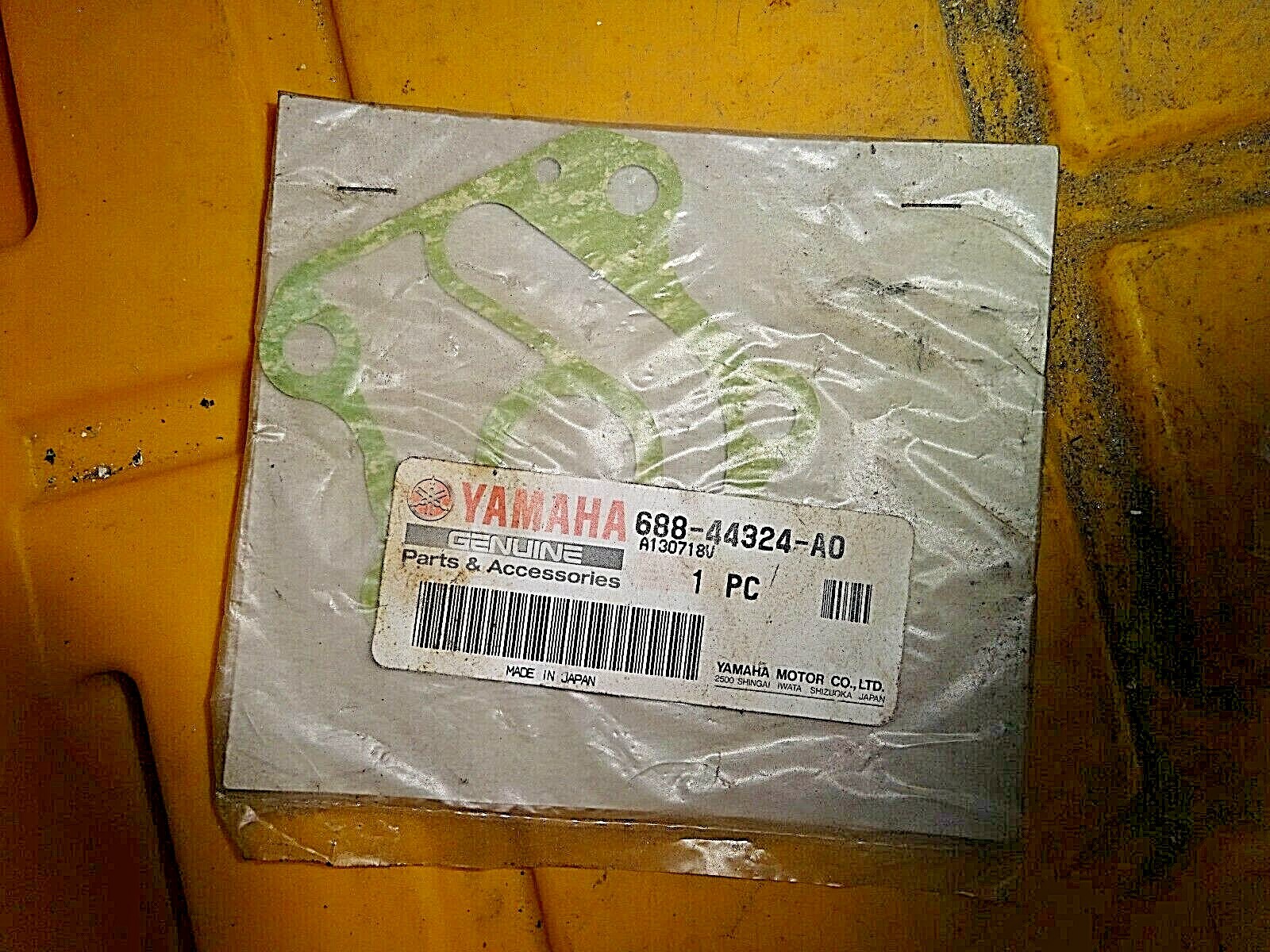 Genuine Yamaha Water Pump Gasket PN 688-44324-A0-00 | eBay