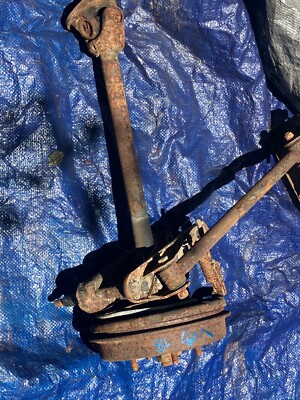 TRIUMPH SPITFIRE DRIVER SIDE AXLE VERTICAL LINK 1973-80 | eBay