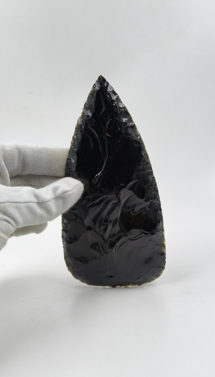 5.5"-6" Obsidian Black Triangular Flint Ancient Point Translucent Native Arrow. | eBay