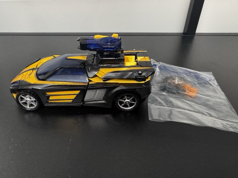 Transformers Botcon 2008 Shattered Glass Optimus Prime, Jazz, Goldbug ...