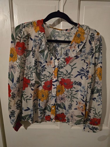 NWOT Women's Floral Print Button Front Shirt, size Small | eBay