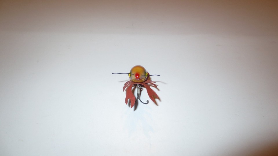 PAW PAW CRAWDAD LURE WITH FEELERS-CLAWS-LEGS - REDISH ORANGE BODY+BROWN ...