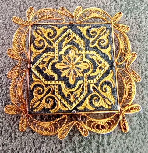 Vtg Spanish Damascene scrolled brooch 1.5" square gorgeous design | eBay