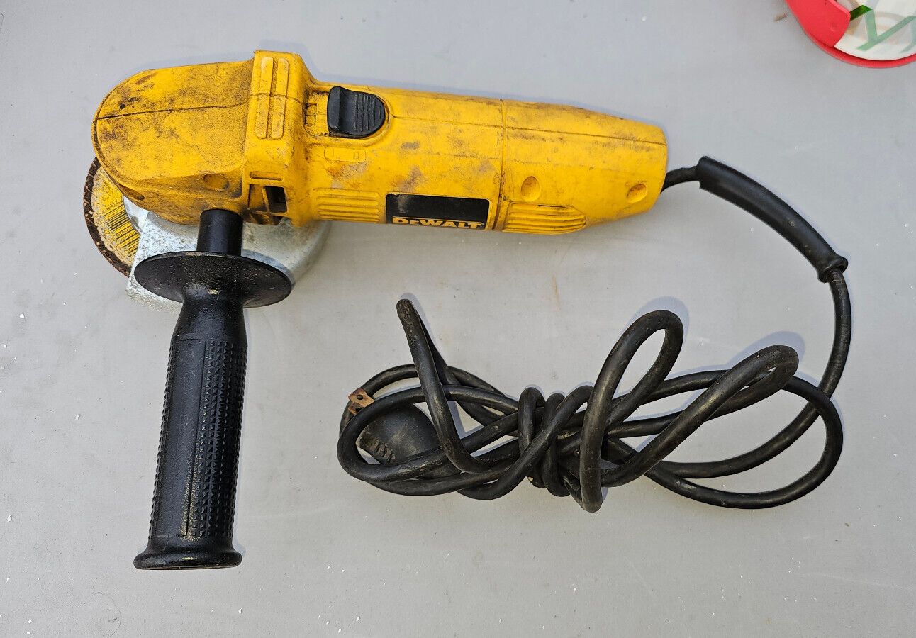 24DD36 DEWALT DW400 ANGLE GRINDER, WORKS FINE, NEEDS CORD REDONE, 4-1/2 ...