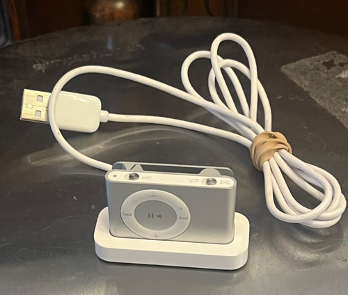 Apple iPod Shuffle 2nd Gen A1204 MP3 Music Player w/Dock Silver 1GB | eBay