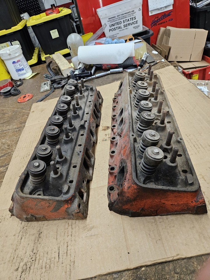 1963 1964 Corvette 283 327 SBC Power Pack Heads Small Block Chevy ...