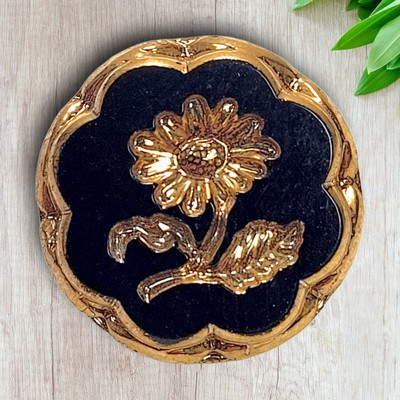 Buttons - Antique Golden Age