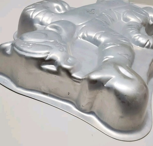 Wilton Disney Tigger The Tiger Character Cake Pan Baking Jello Mold ...
